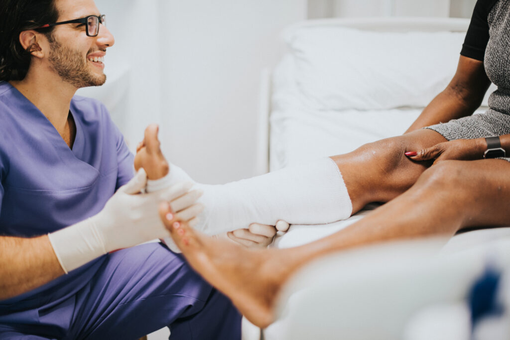 Extensor Tendonitis: Why the Top of Your Foot Hurts and How to Treat It ...